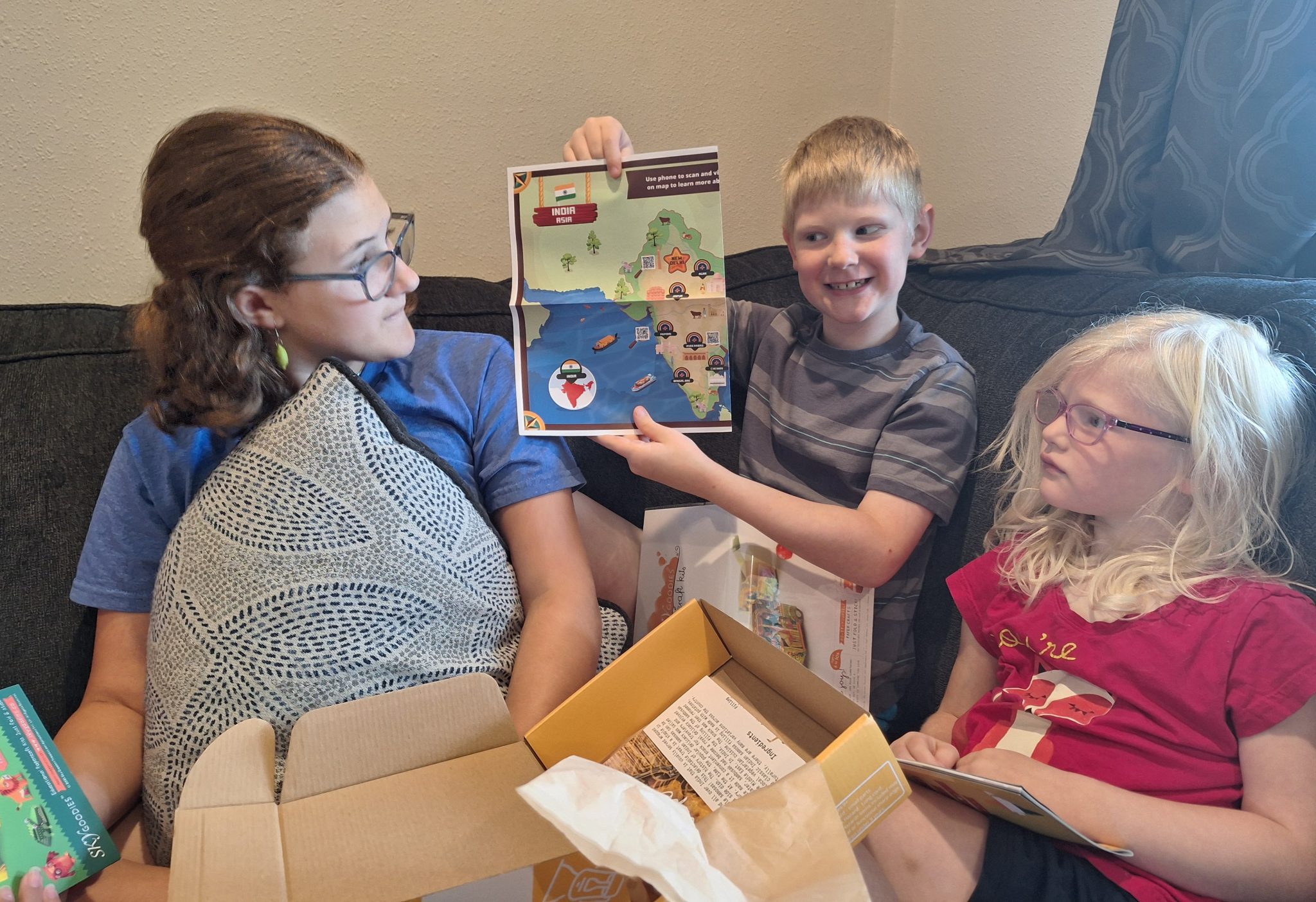 Learning Geography with a Landmark Subscription Kit - NeededInTheHome
